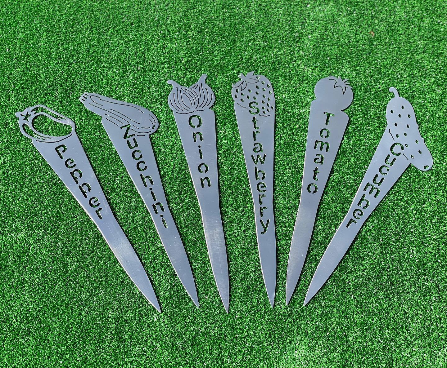 Garden Stake – Crazy Daisys Metal